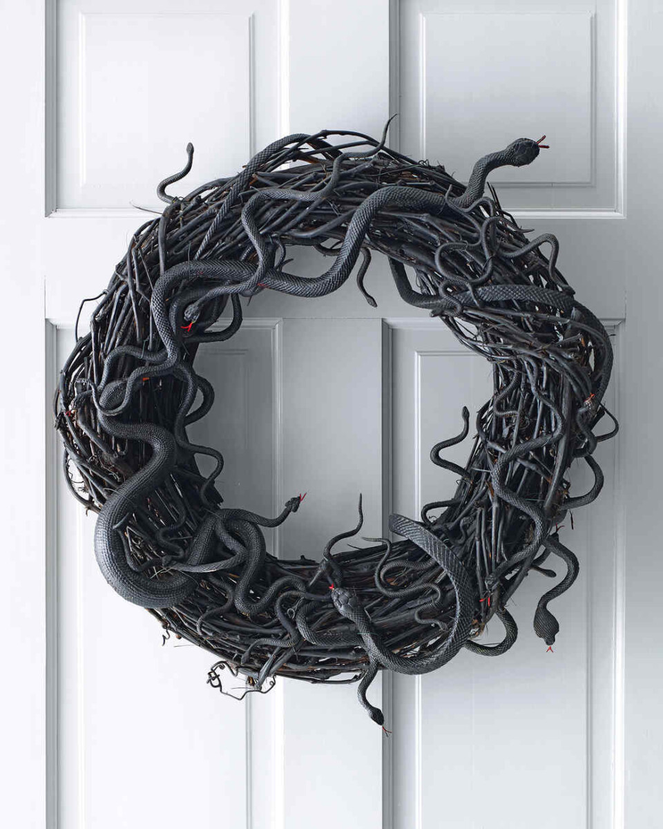 101 Spooky DIY Halloween Decorations - alpha ragas